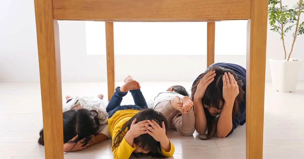 10 Smart Ways to Secure Your Home from Earthquake Damage - buildlikenew.com