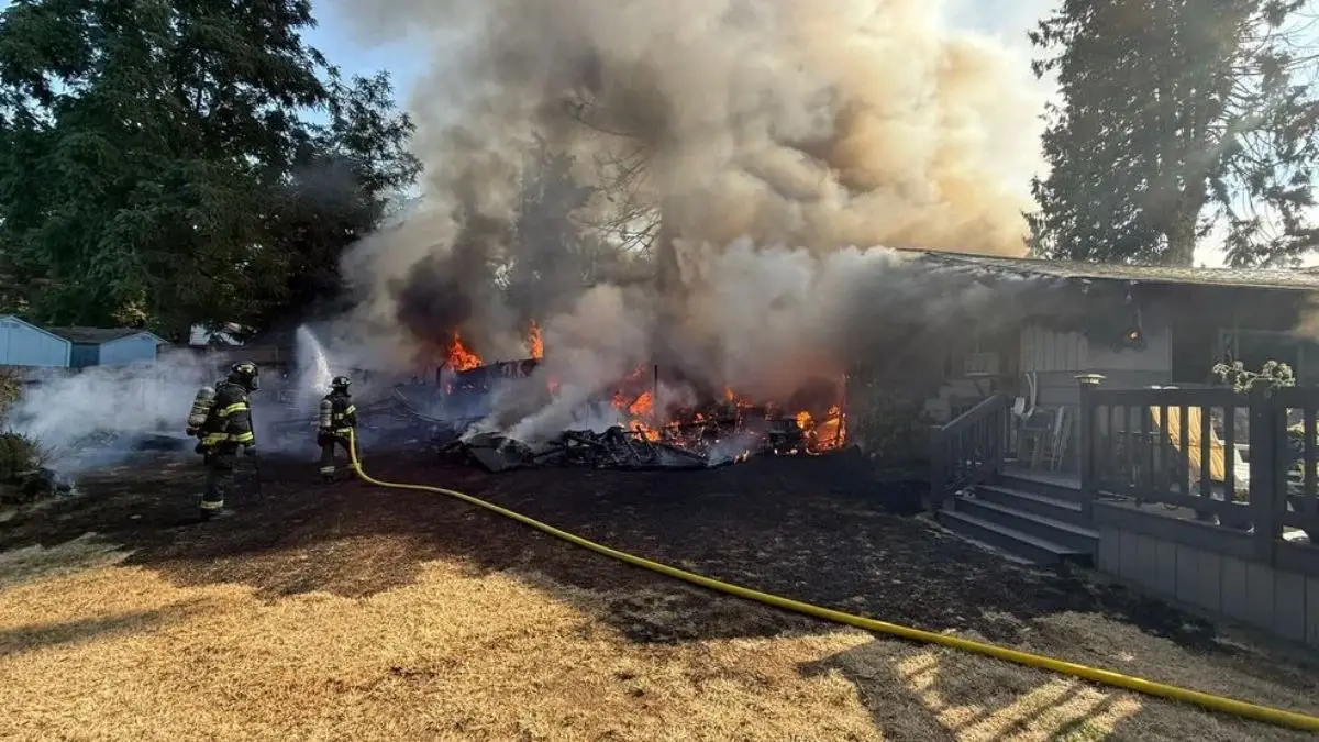 Two Seattle Homes Damaged in Seatac Fire, Firefighters on Scene ...