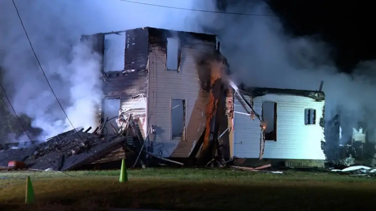 Overnight Fire Destroys Northeast Ohio Home - buildlikenew.com