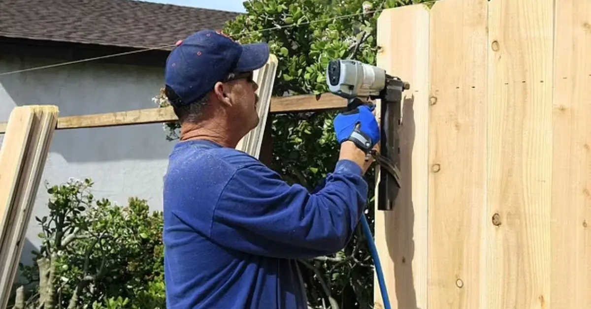Who Is Responsible for Replacing a Shared Fence? Key Facts for ...